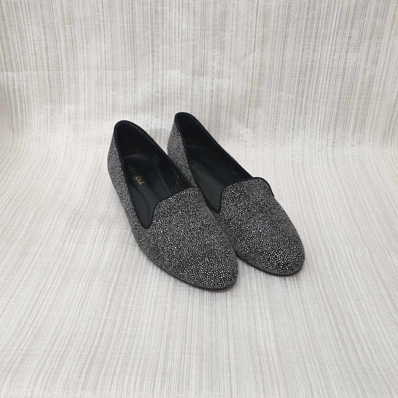 Sara Cole Gorgeous Canape Black & White Mini Poka-dot Pattern Slip-on ...