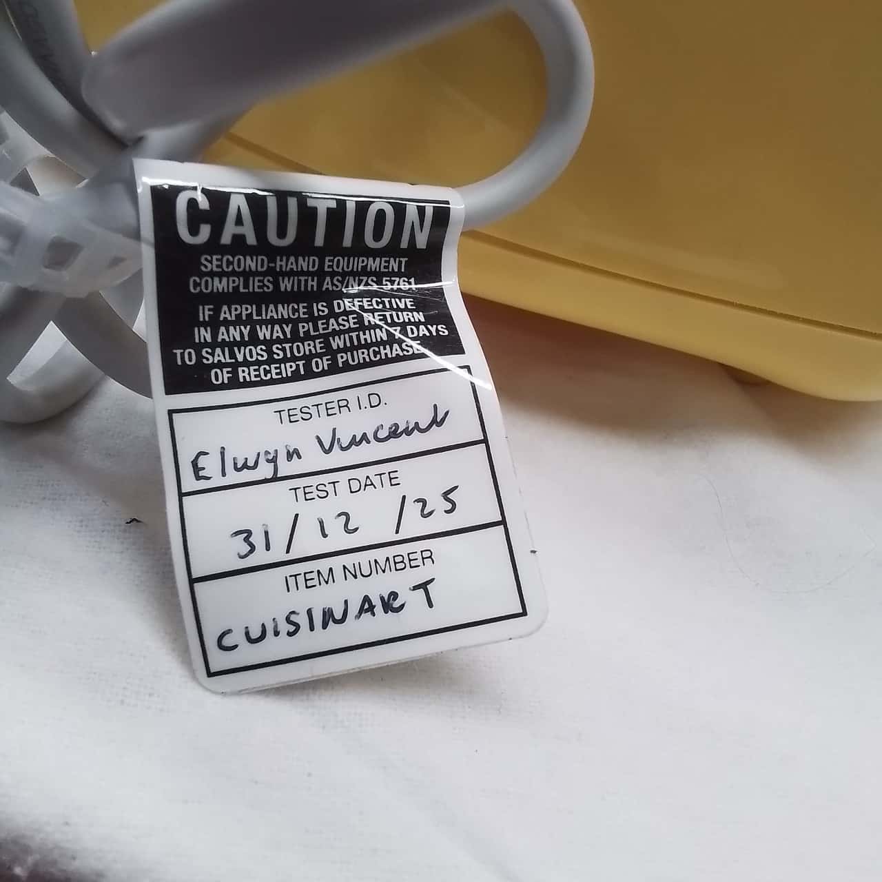 Cuisinart frozen yoghurt ice cream maker & Sorbet maker