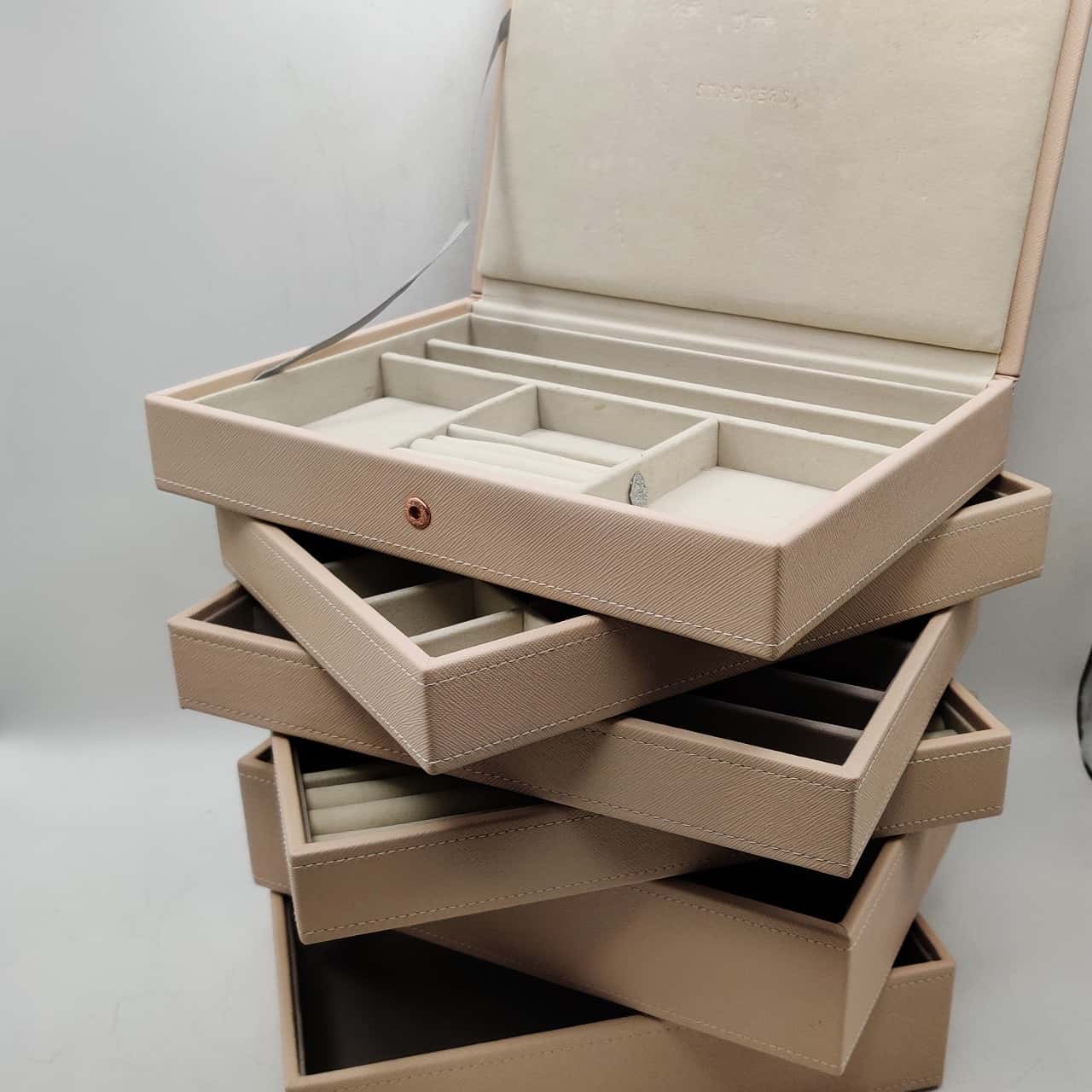 Stackers Classic Jewellery Box with Lid & 5 Assorted Trays(s)