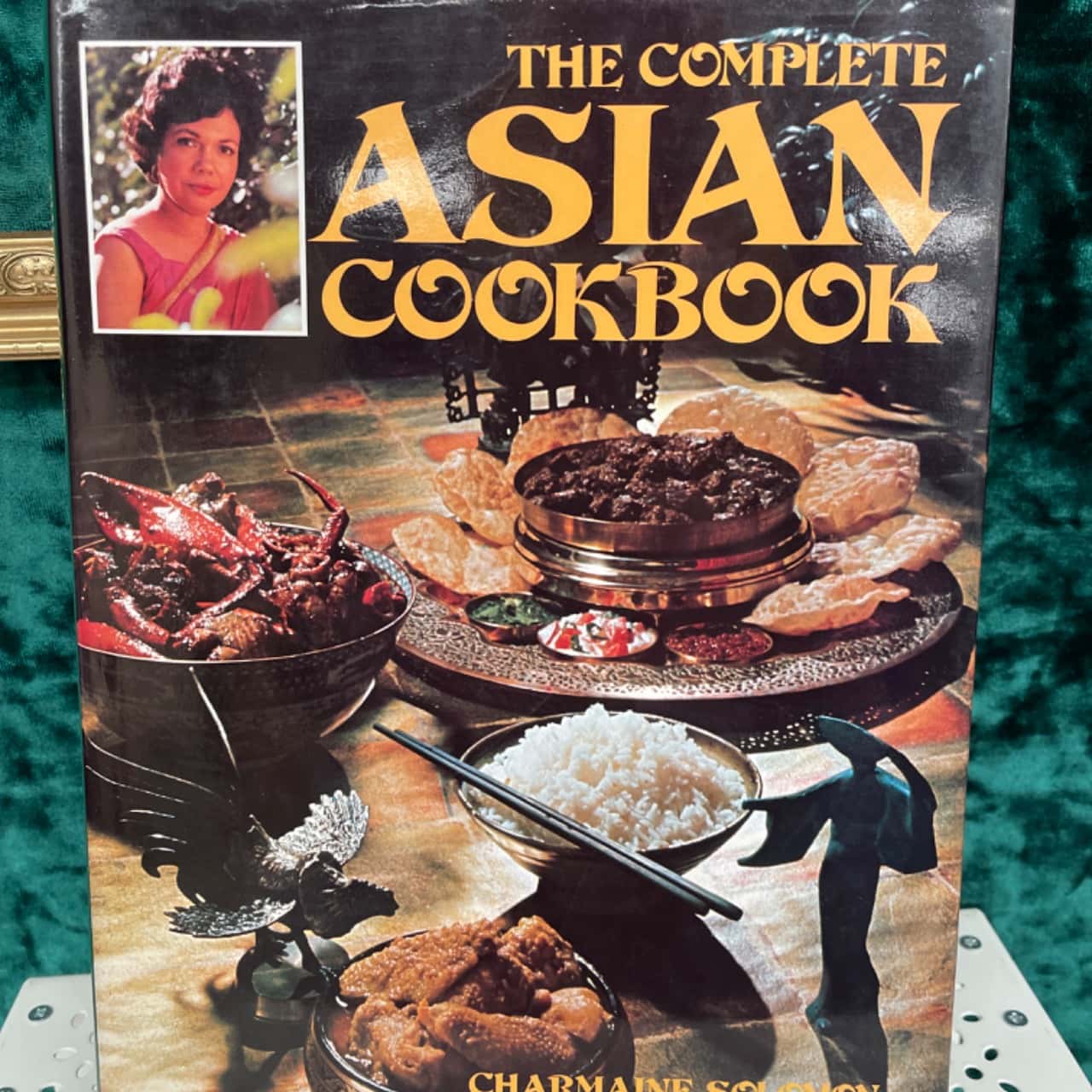 2 x Asian Cookbooks (s)