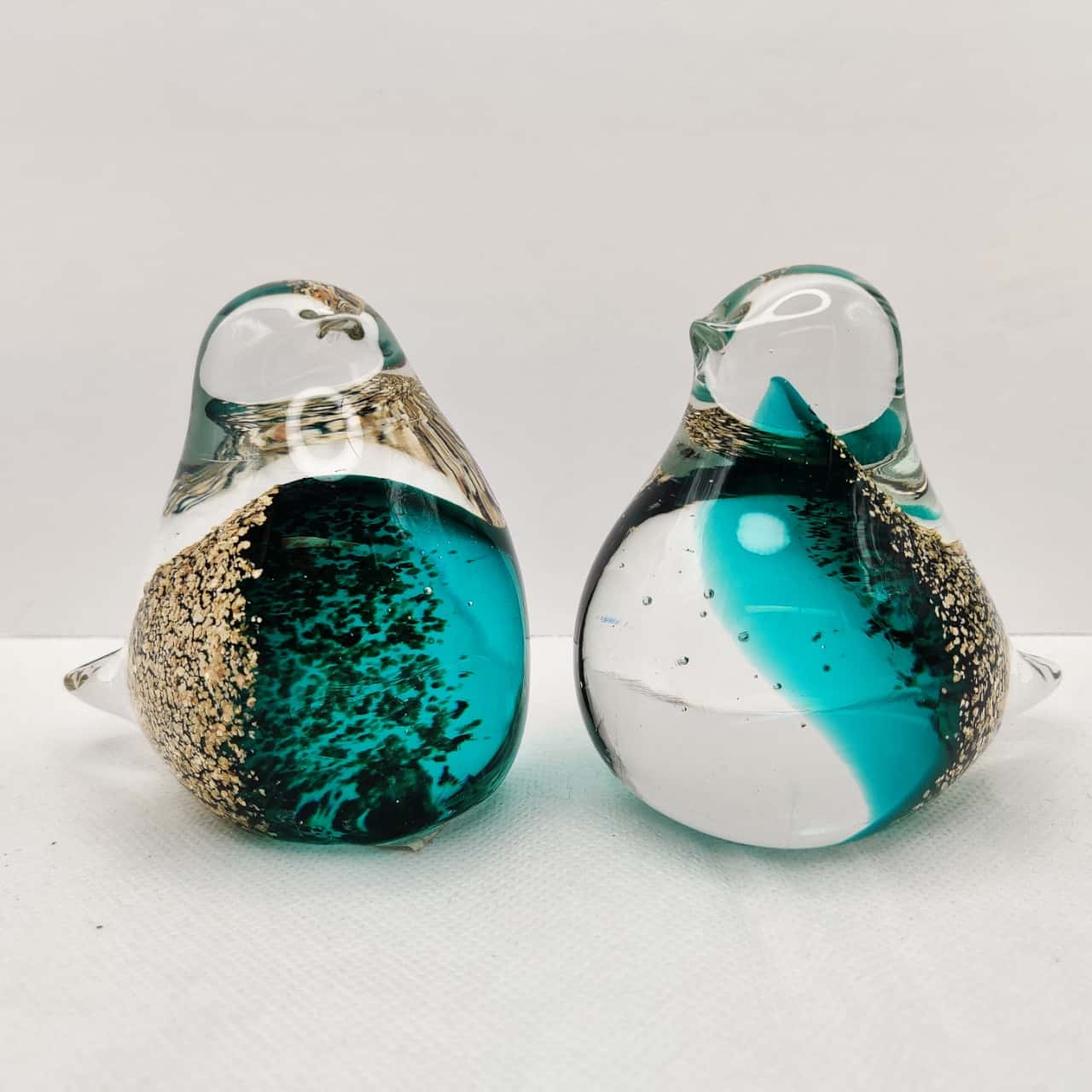 Eye Catching Glass Paperweight Pair Of Partridge Birds Green & Gold ...