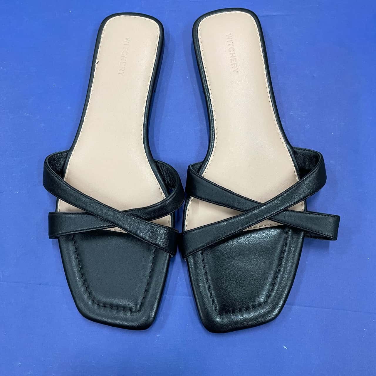 Witchery Womens Size 39 Black Flat Sandals(s)