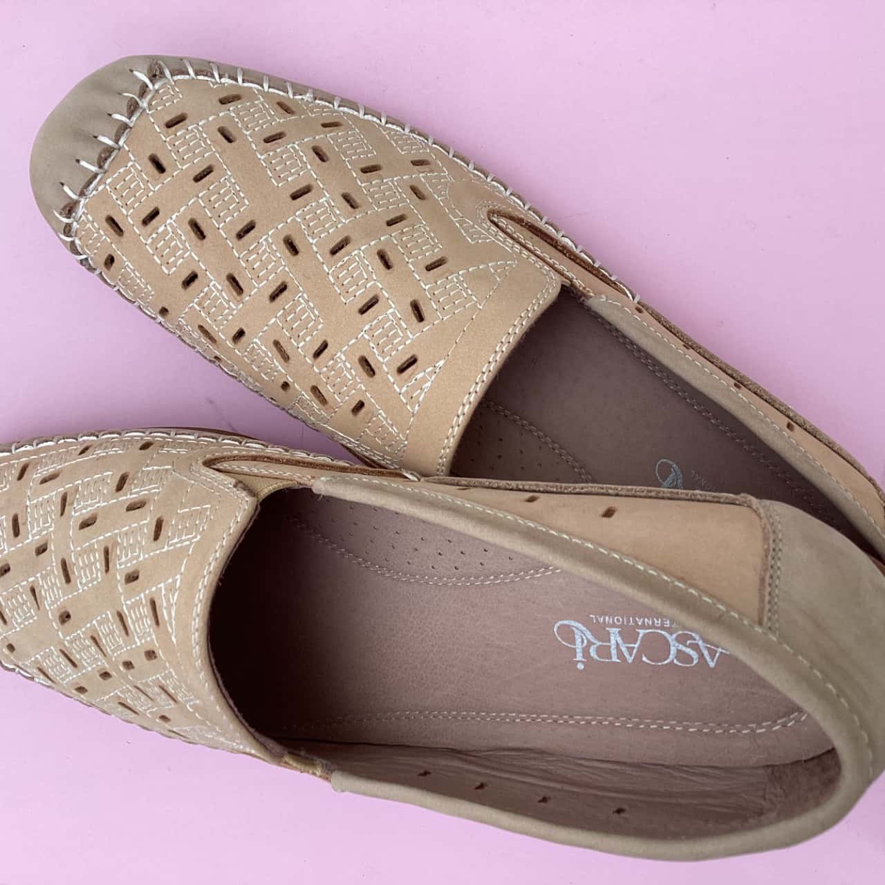 Womens Ascari Shoes Size 41 Beige RRP $149.95(s)