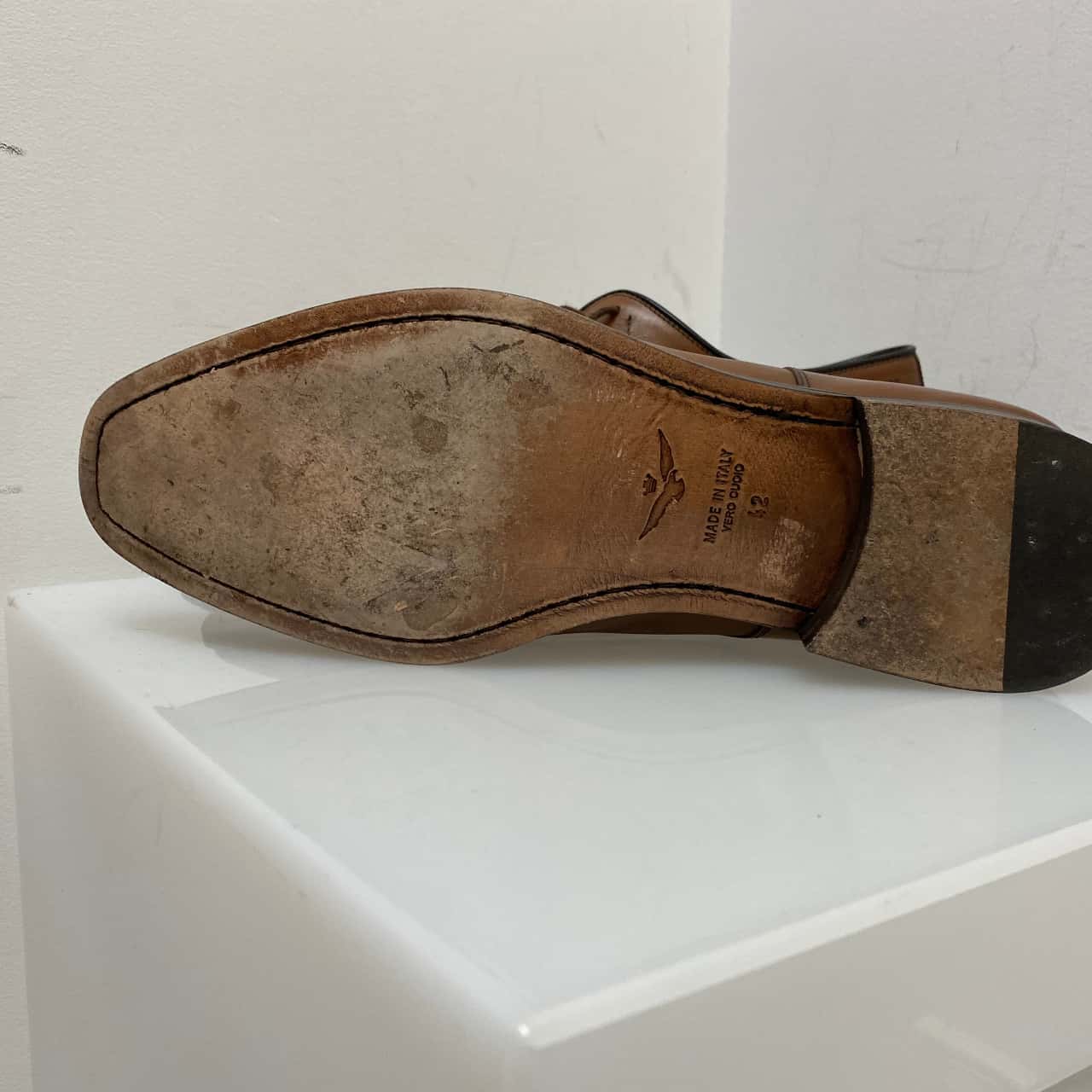 Aquila Mens Leather Dress Shoe. Size 42