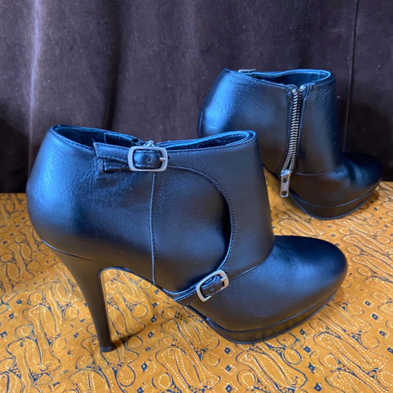 Womens J.Crew Black Leather Platform Booties, Size 8