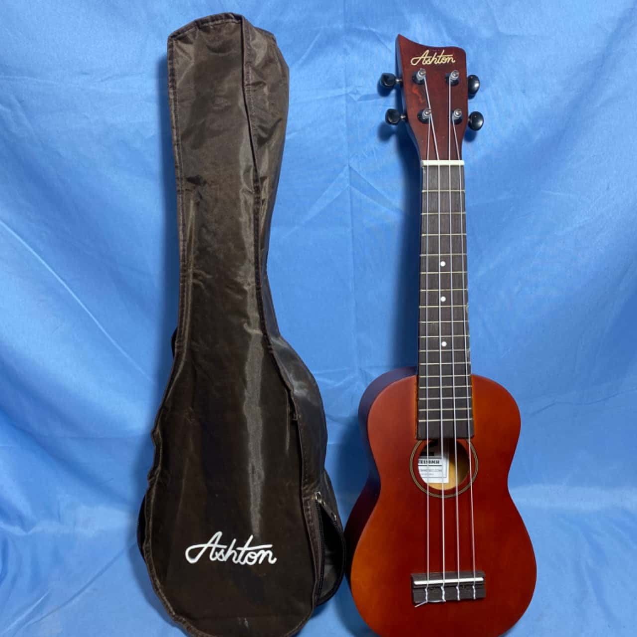 Ashton Ukulele Brown(s)
