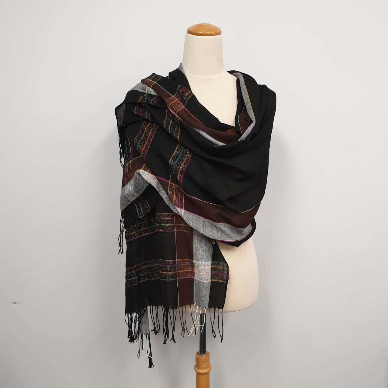 Gorgeous Wide Fringed Warm & Cosy Black with Stylish Glitter Thread ...