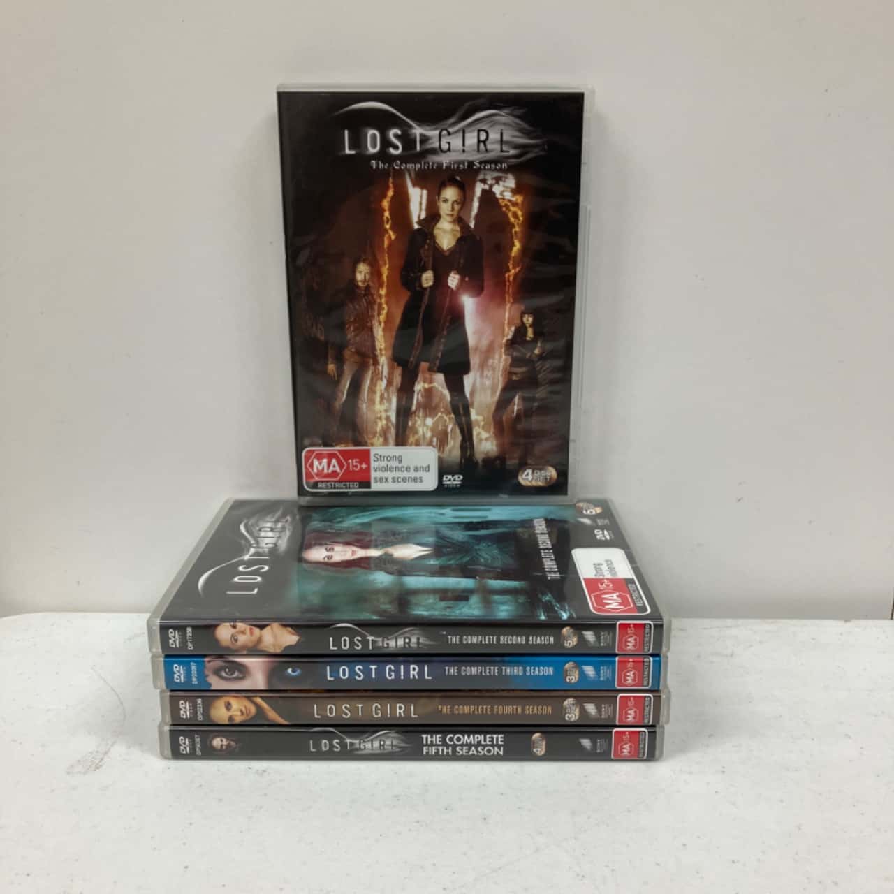 Lost Girl Season 1-5 DVD(s)