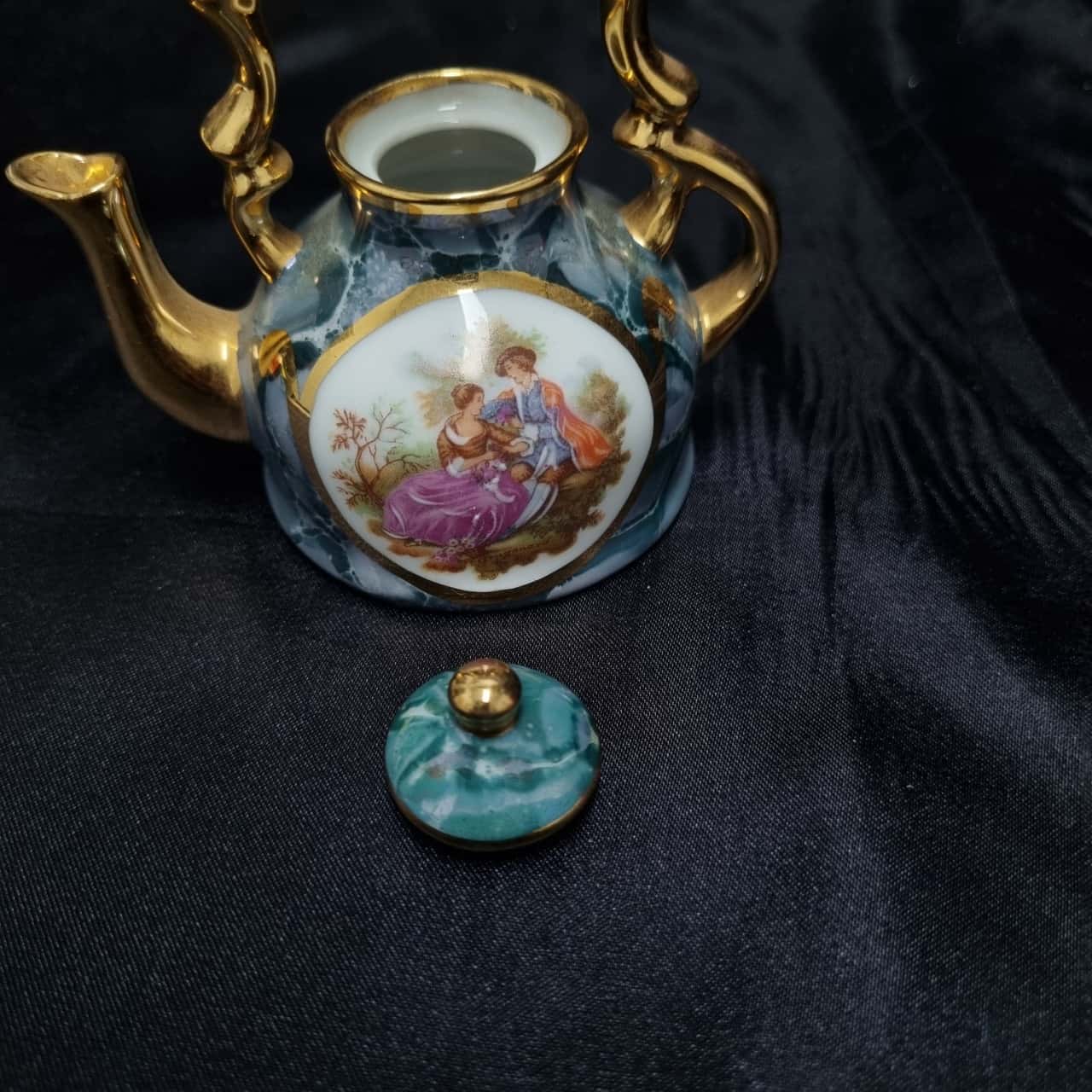 Monarch Porcelaine Teapot, Art, Limoges, France(s)