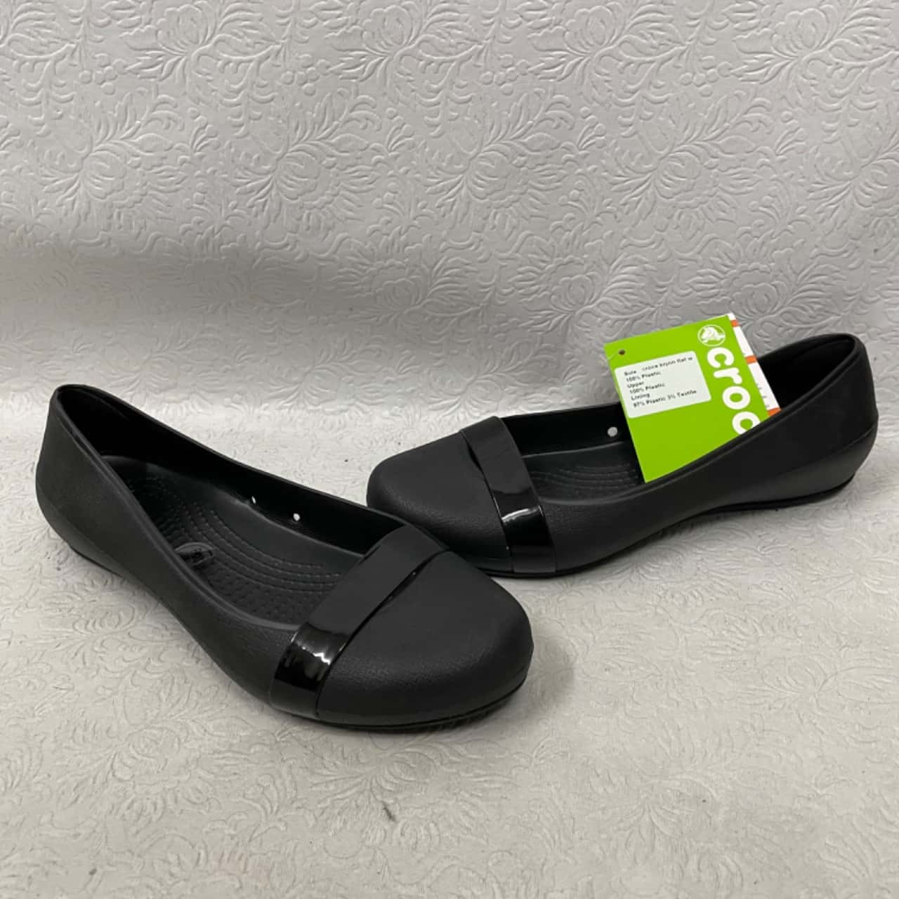 Crocs Brynn Flat W Plastic Womens Size 7 Black BNWT (s)