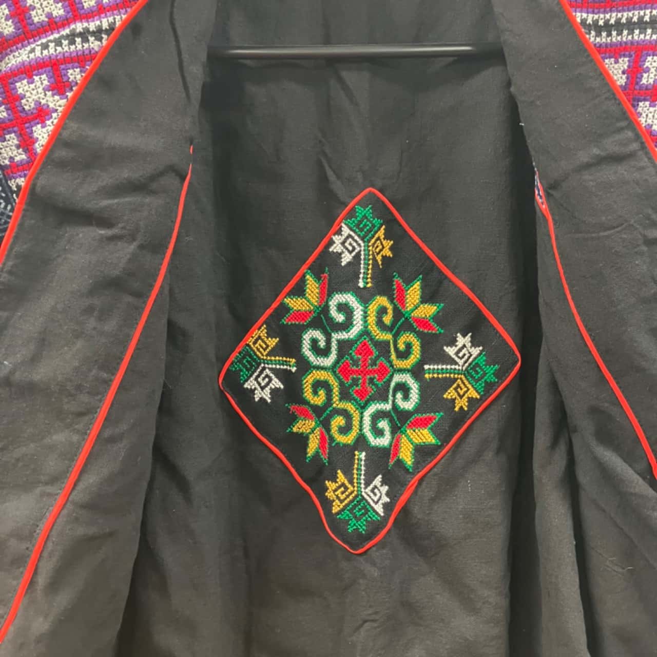 Unisex Thai Embroidered Jacket Size M-L (s)