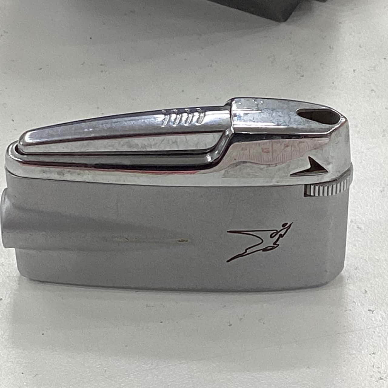 Vintage Ronson Butane Varaflame in Box