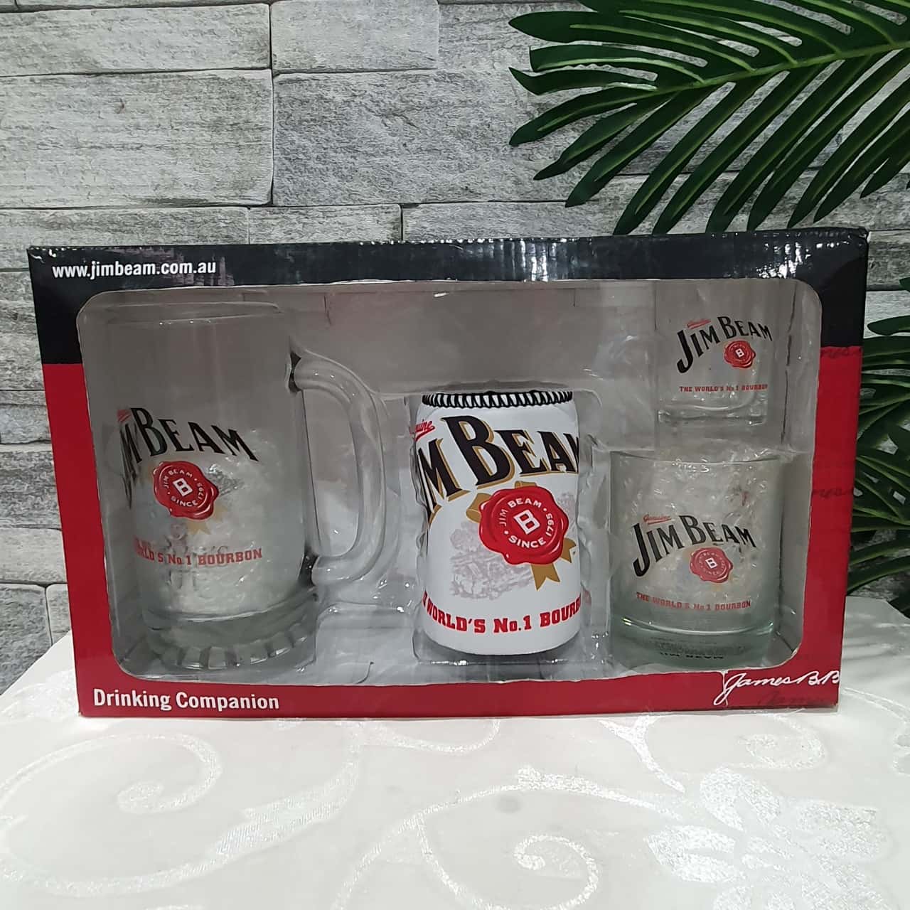 Jim Beam Authentic Drinking Companion Set