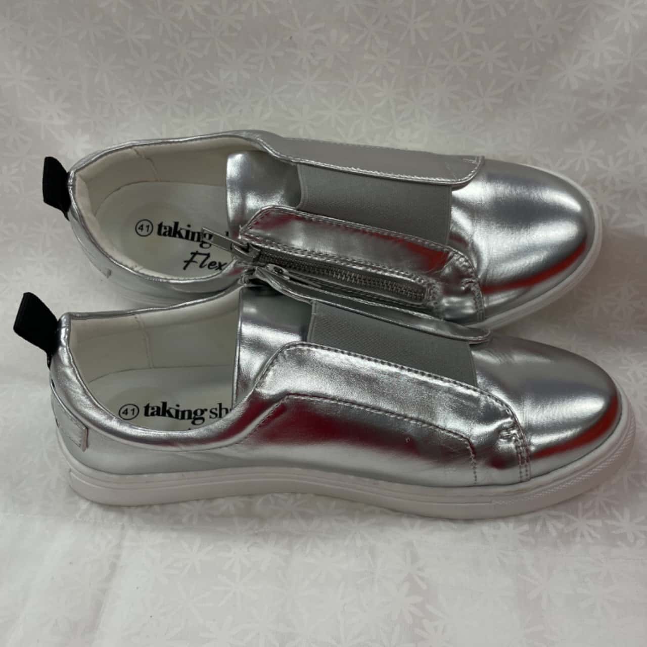 Taking Shape Women’s Size 41 Sneakers Silver RRP $109.95