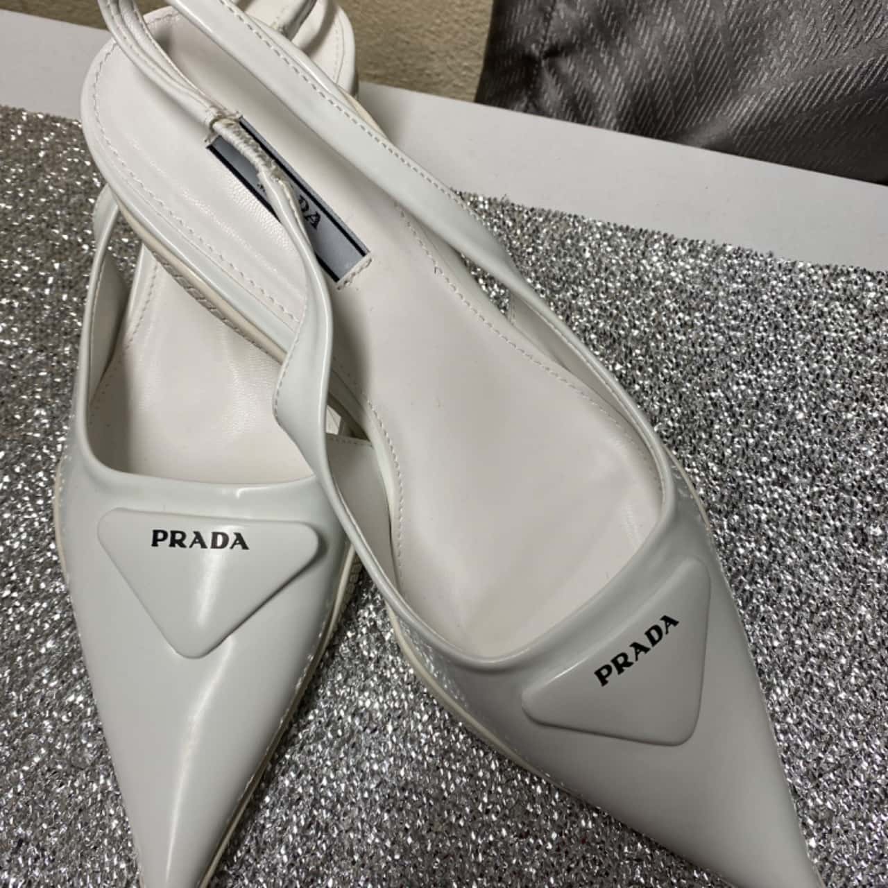 Women's White Point Heels Size 40(s)