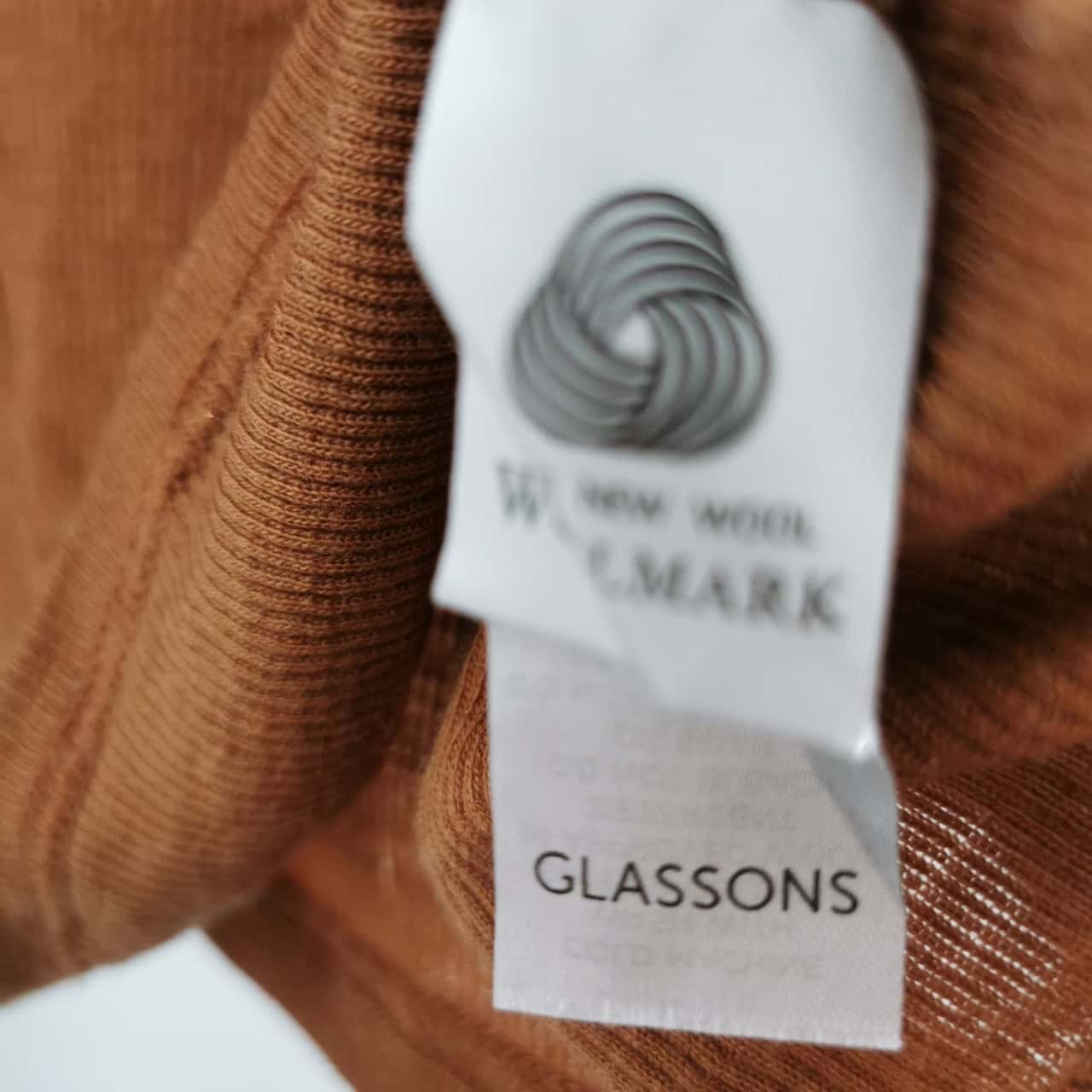 Glassons Womens 100% Merino Wool Size 6 Skivvy Brown (s)