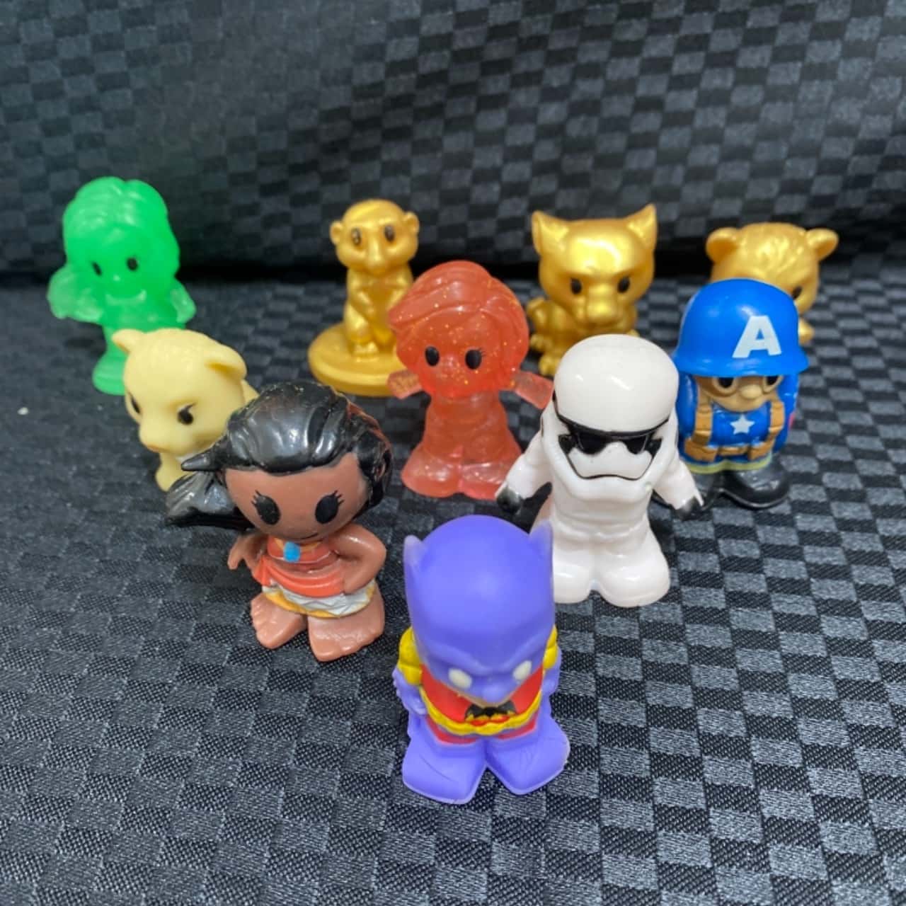 Pack of 10 Assorted Ooshies