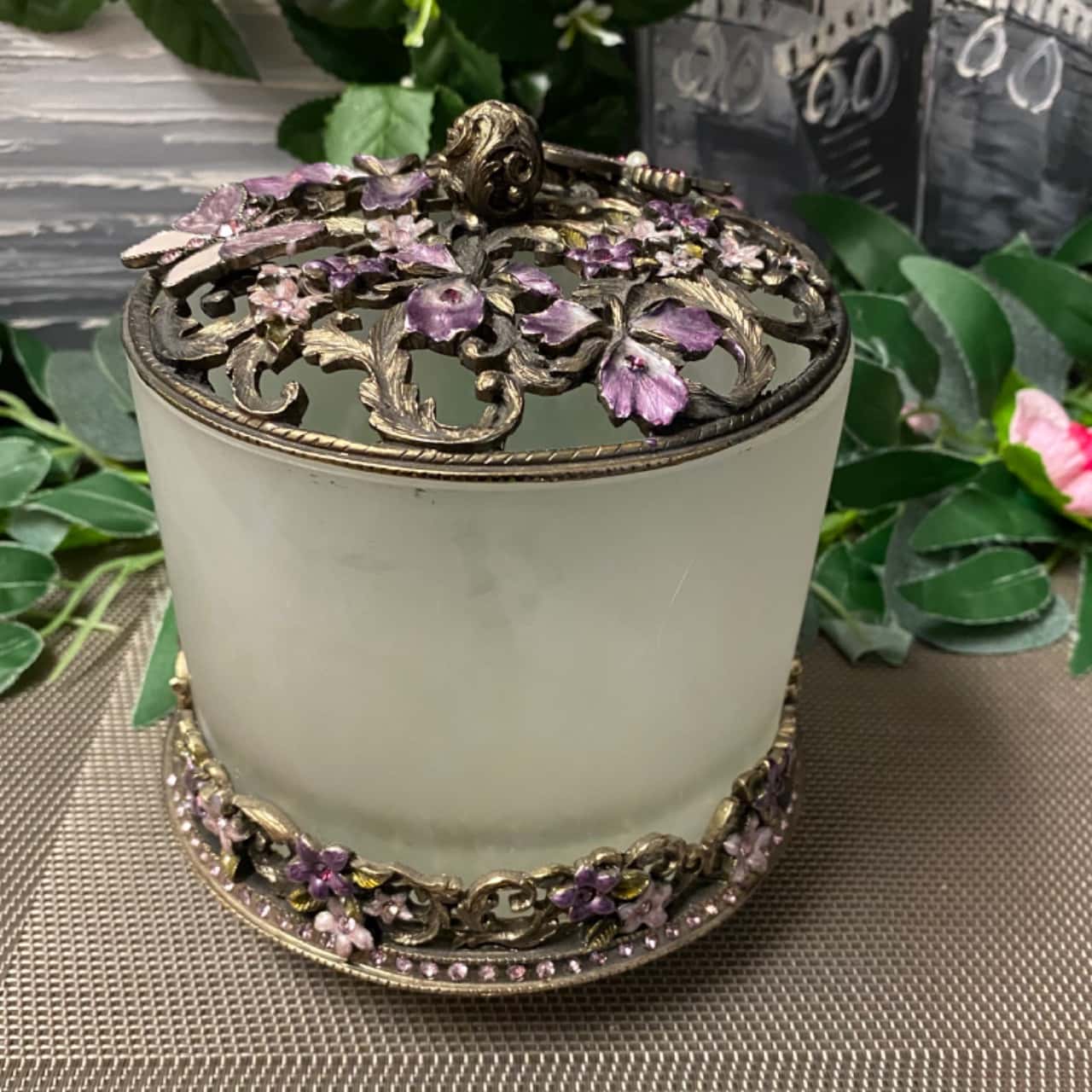 Party lite light up trinket box