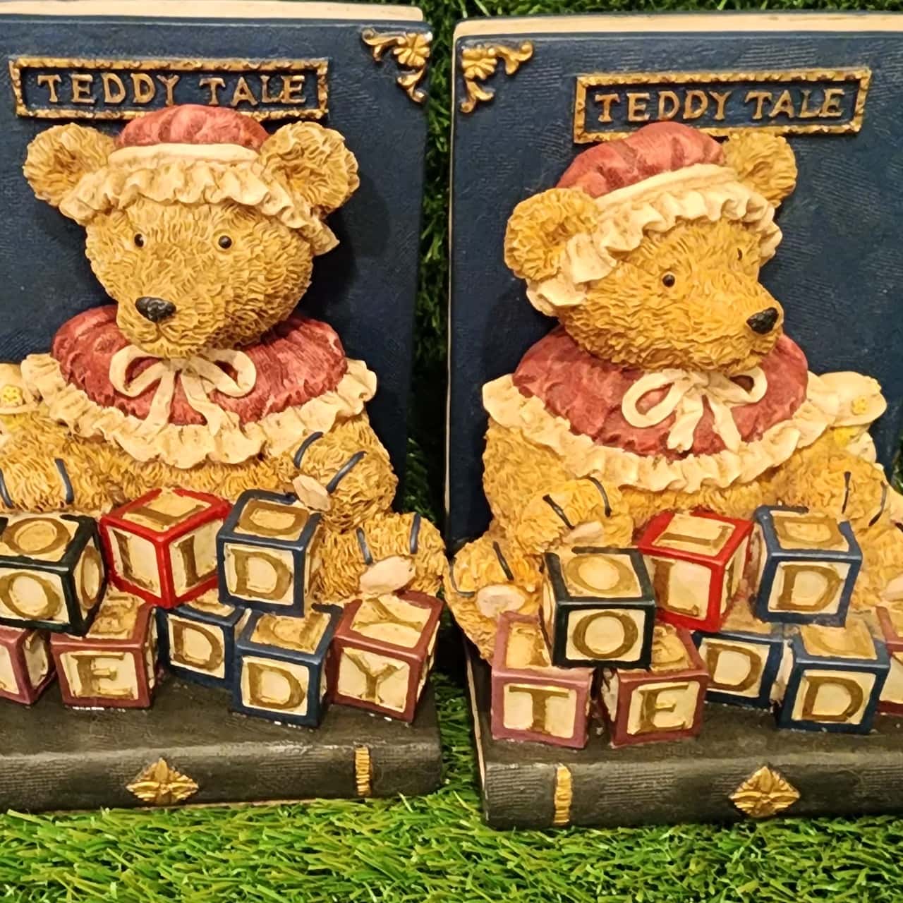Teddy Tale Bookend(s)