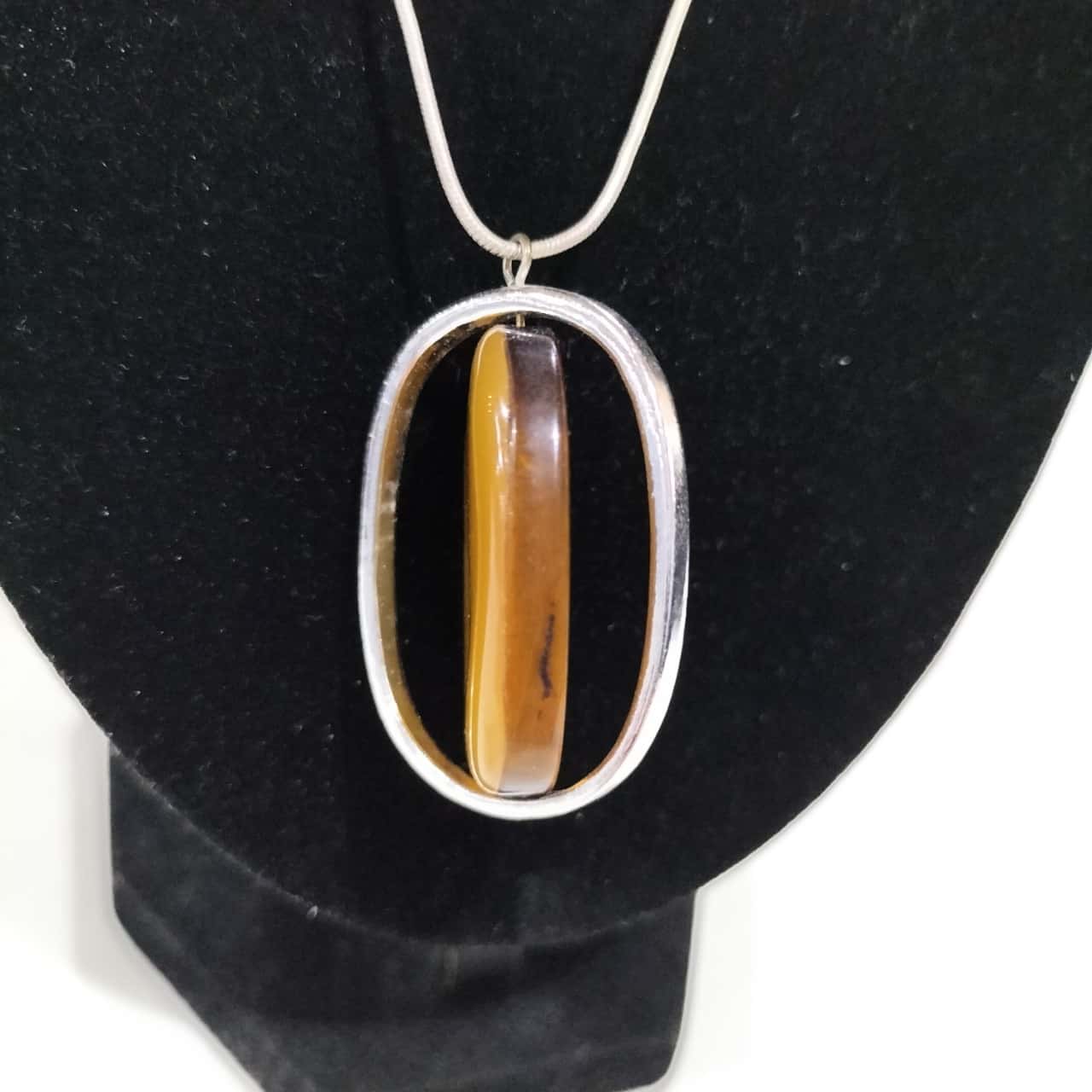 Spinnable Stone Necklace(s)