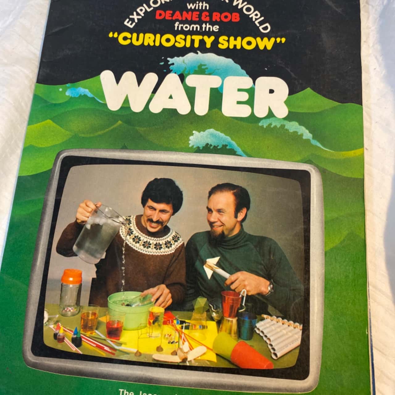 2 x Books Exploring your World with Deane and Rob from the Curiosity Show