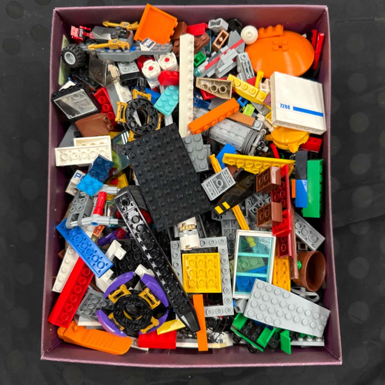 1.2kg assorted Lego pieces(s)