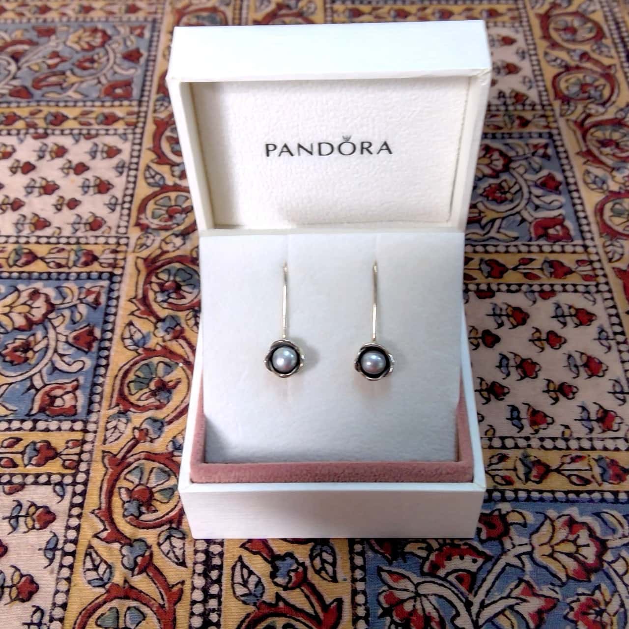 Pandora 925 Women's Dangle Bloom Grey Pearl Earrings (s)