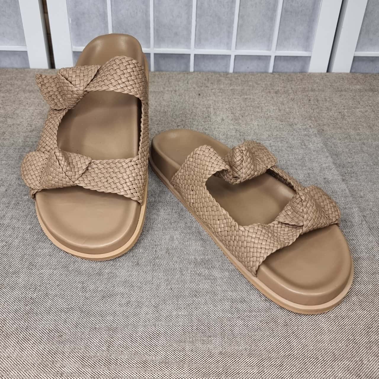 Seed Heritage 'Penelope Knot Slide' Leather Sandals - Size 10.5/41(s)