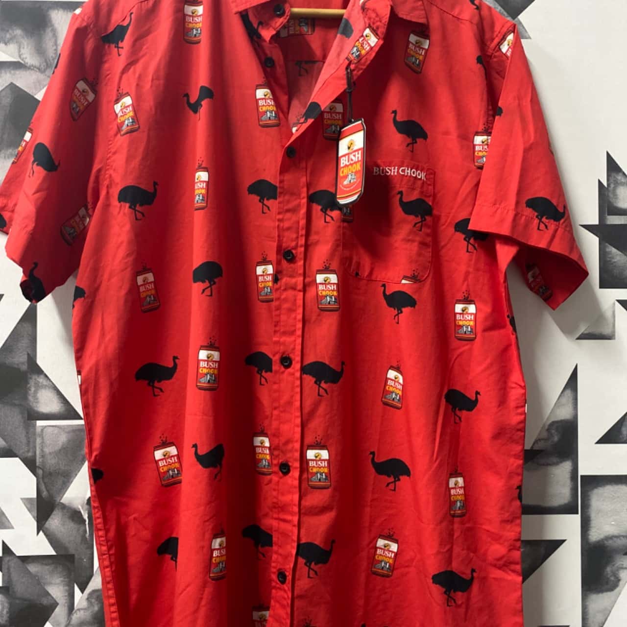 Bush chook Size L Red shirt new