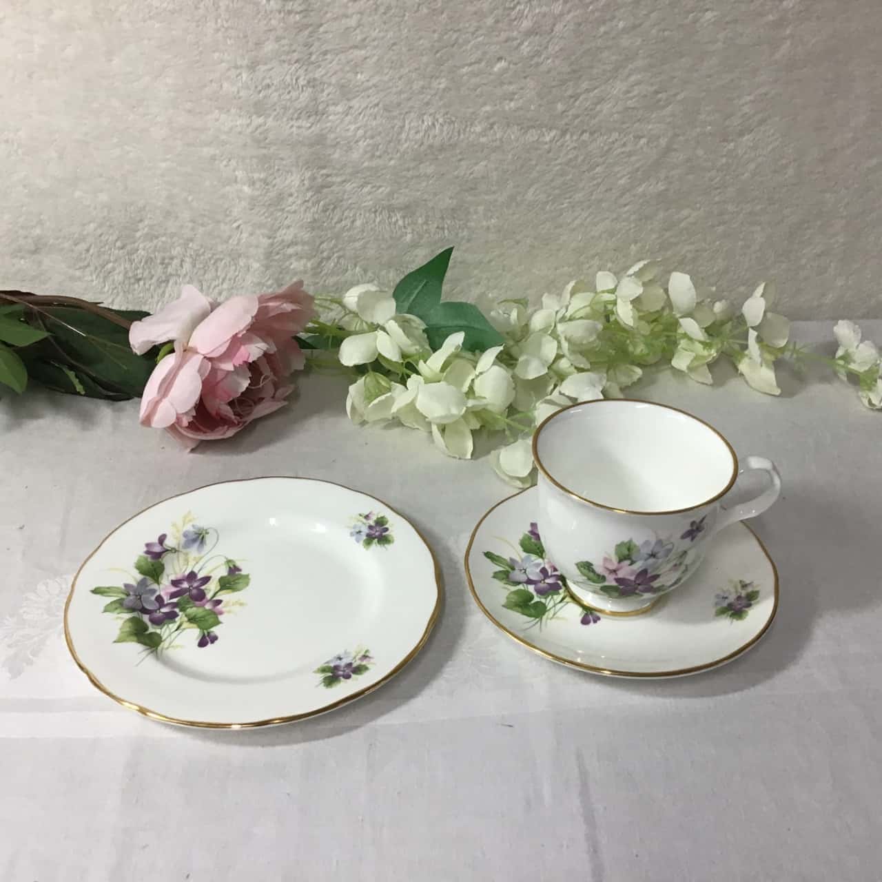 Signature Violets Pattern Fine Bone China Cup Saucer and Plate