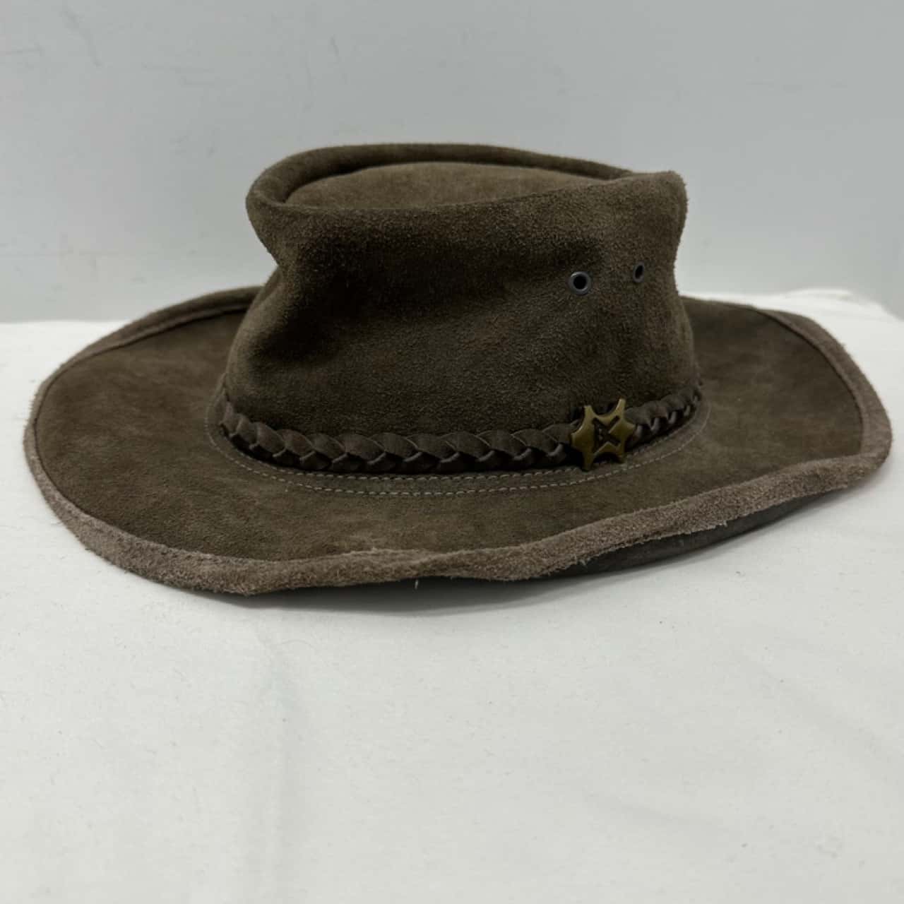BC Unisex Size L Brown Leather Hat(s)