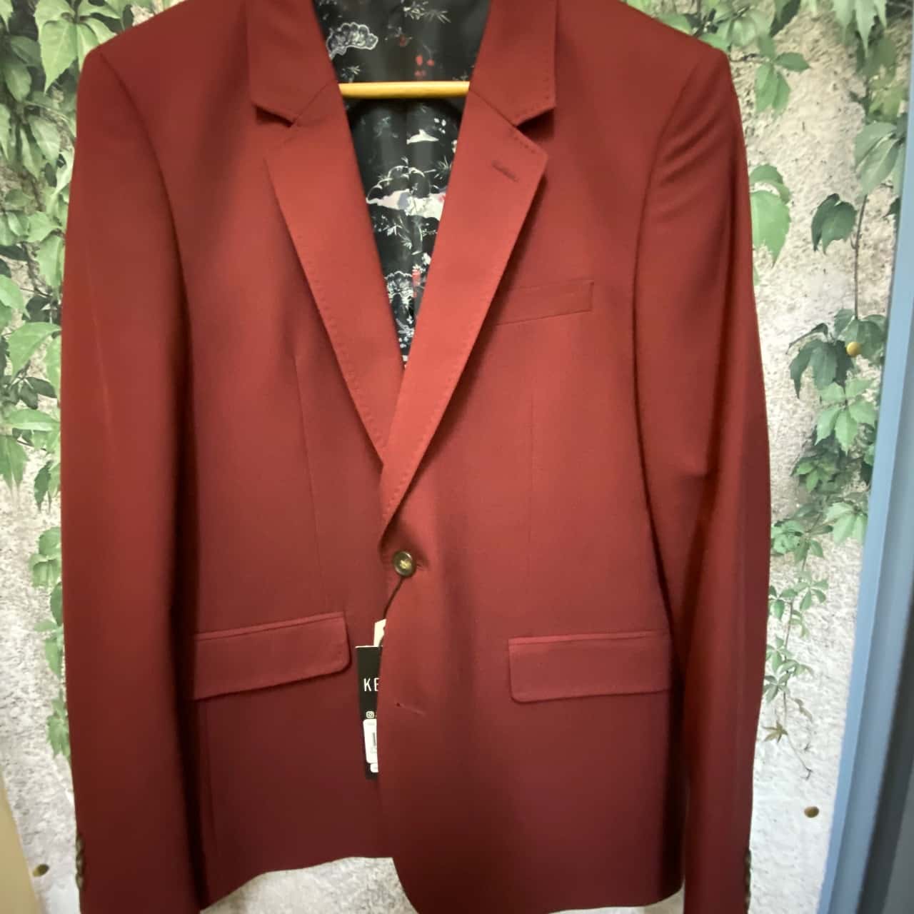 Kenji Men's Size L Maroon Suit Jacket