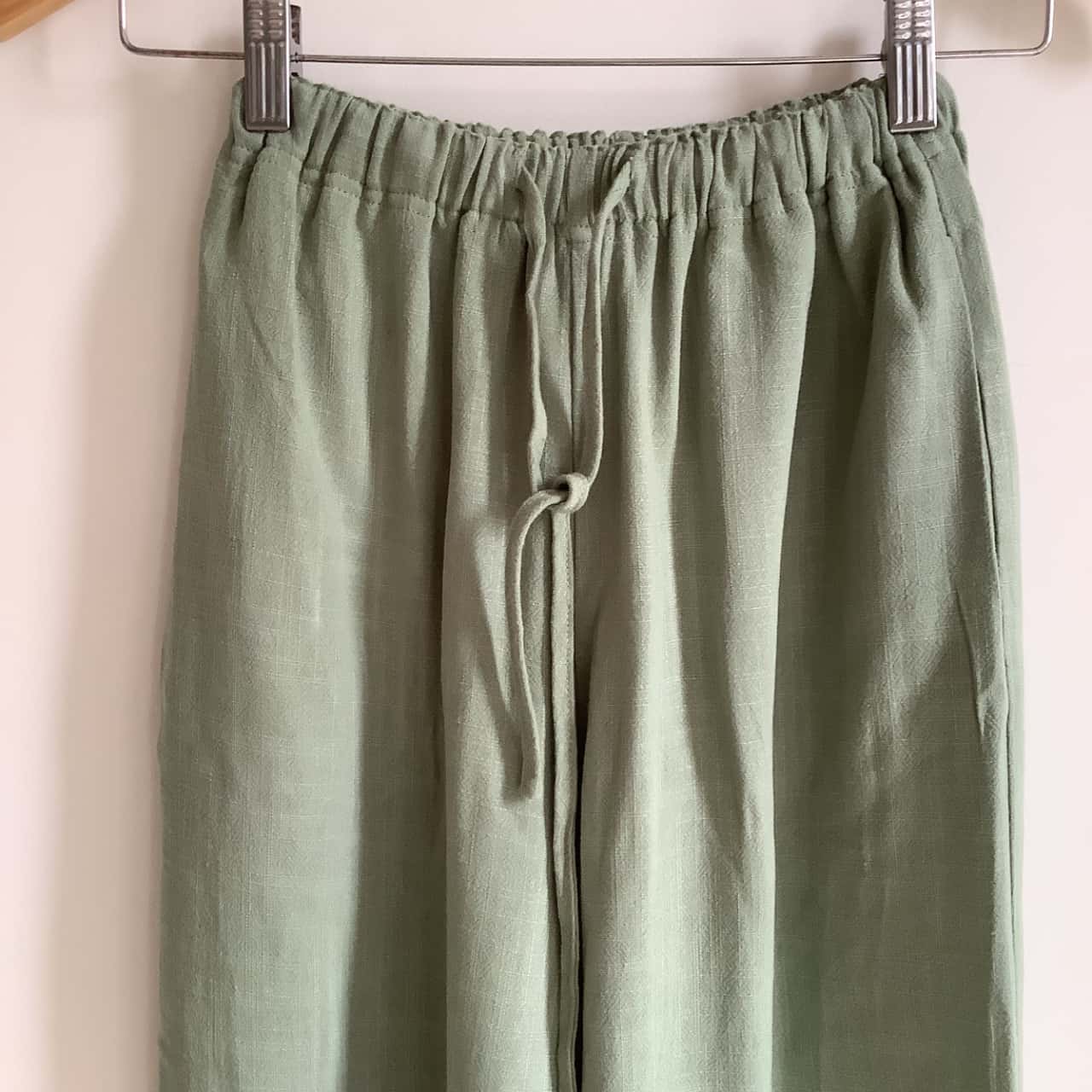 Brand New Mooloola Size 6 Wide Leg Green Linen Blend Pants(s)