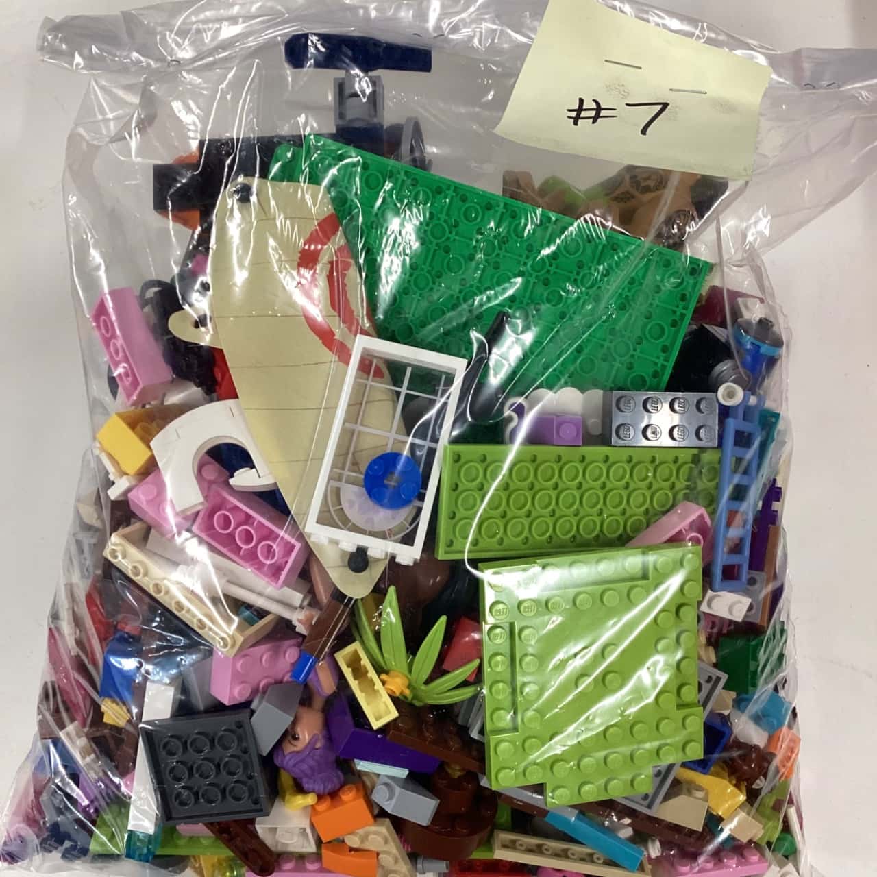 LEGO Assorted 1kg #7(s)