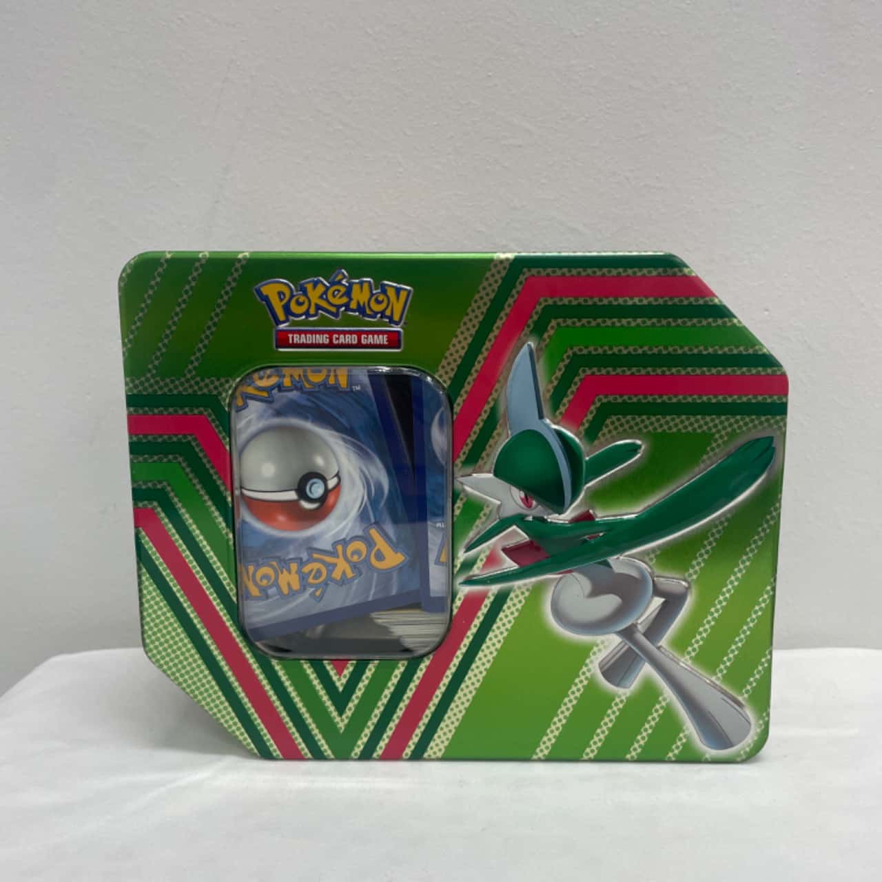Pokémon Tin + Cards(s)
