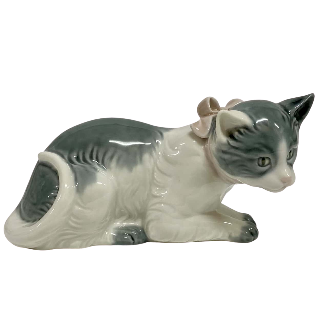 Lladro Nao Cat with Pink Bow (s)