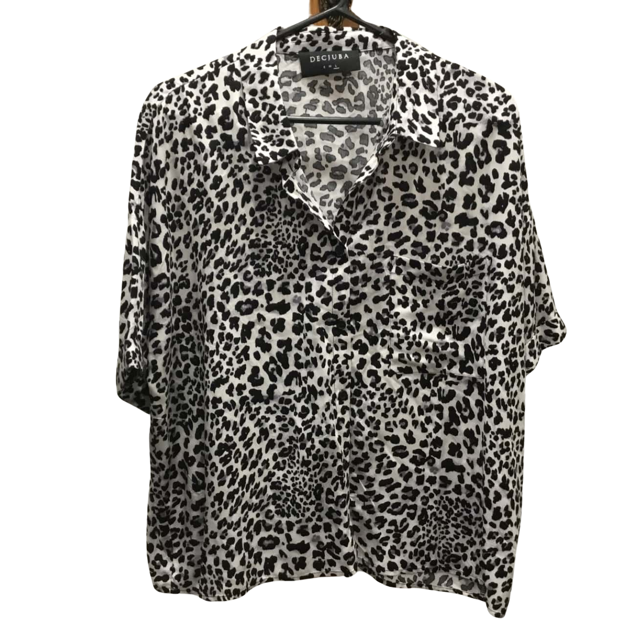 Decjuba Animal Print Shirt Size L