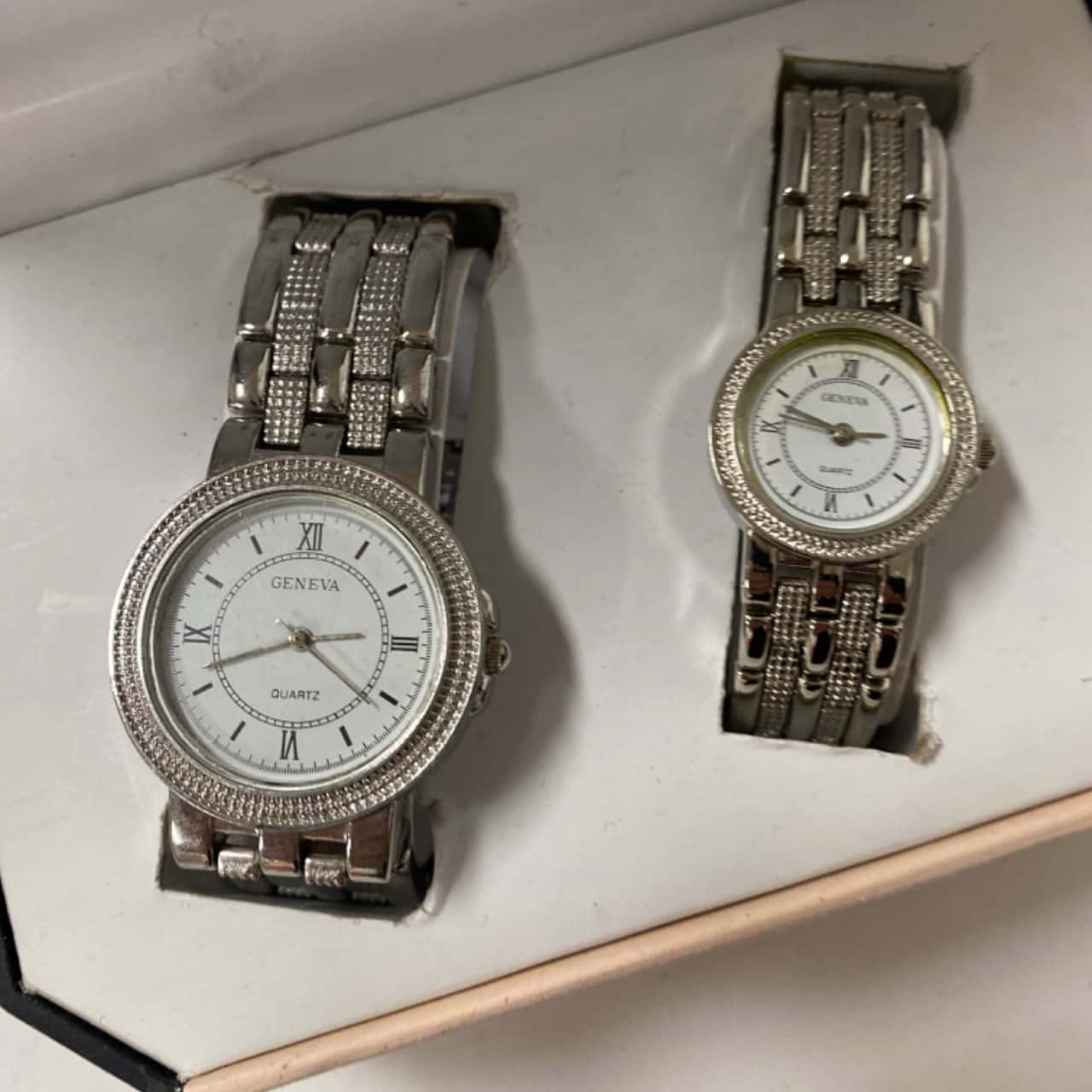 Genova men’s & womens Watchs(s)