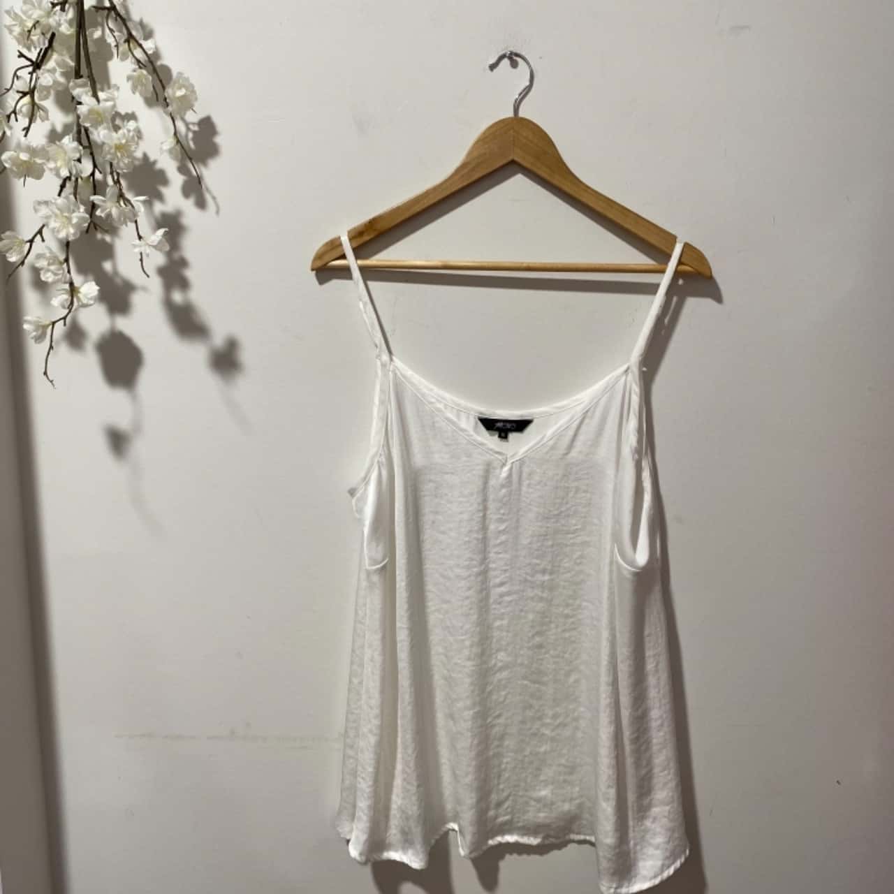 Motto Womens Size 16 Singlet White