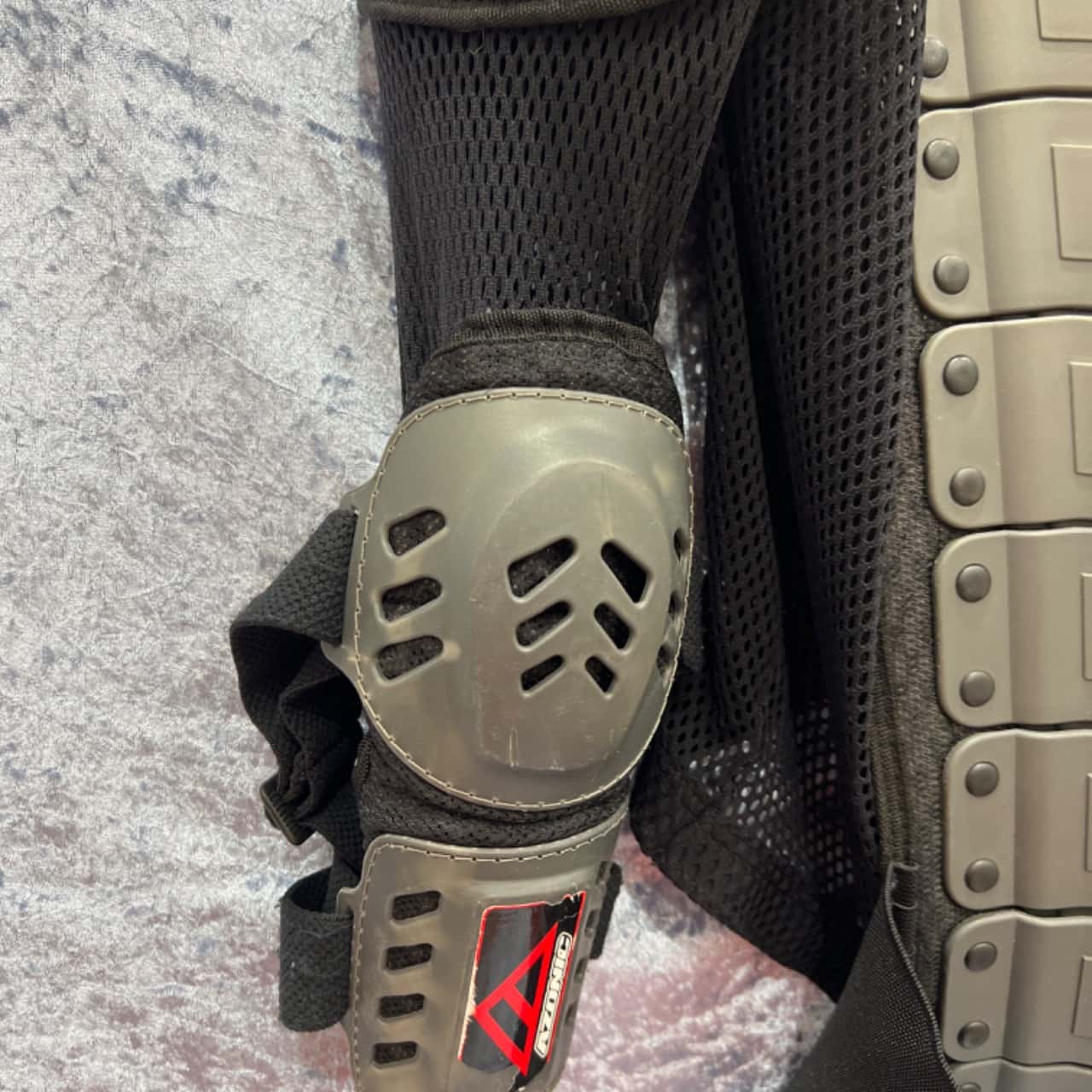 Azonic Mountain Bike Armour