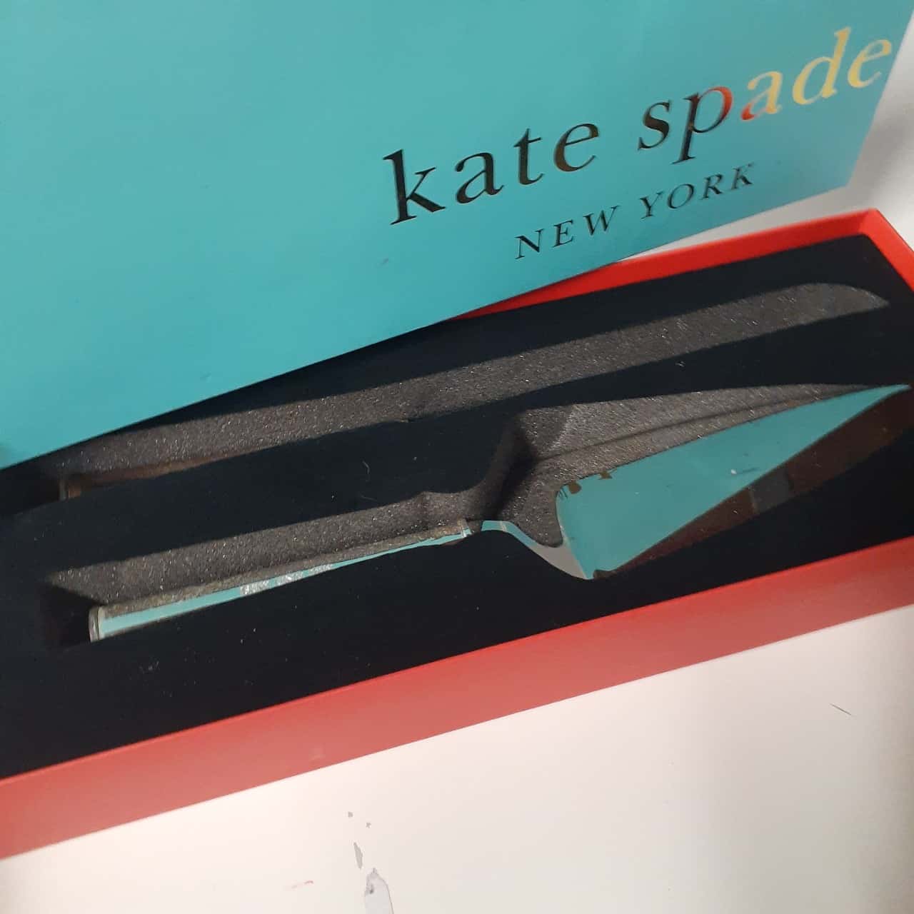 Kate Spade - Mr & Mrs Knife & Server Set rrp$140(s)