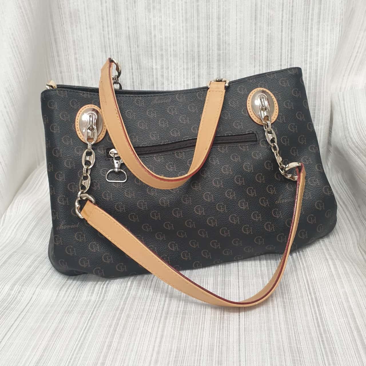 Cheviot Series Black & Tan Classic Two Pocket Handbag with Gold Tone ...