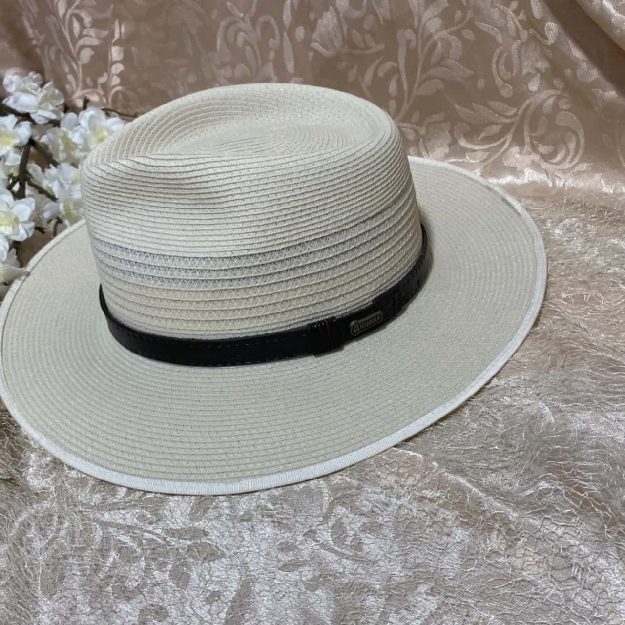 Akubra White size 56