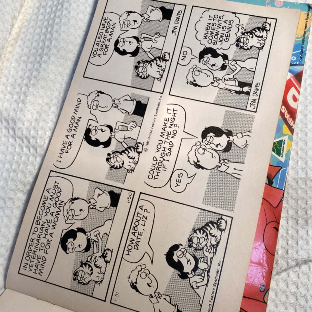 Garfield original Jim Davis comics from 85 to 89 4x bulk bundle (s)