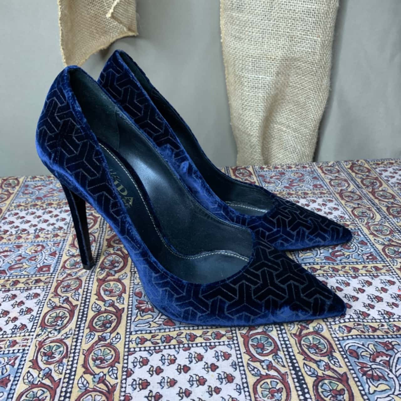 Fratelli Karida Stilettos Size 40 Navy Blue (s)