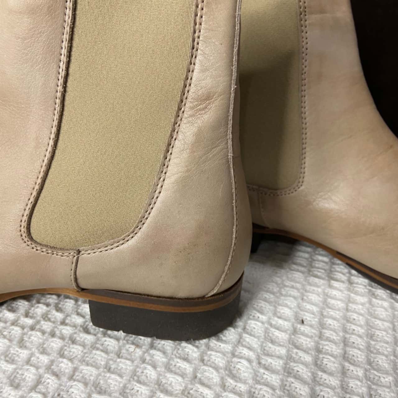 EOS Gazelle Taupe Leather Chelsea Ankle Boots, Size EU39