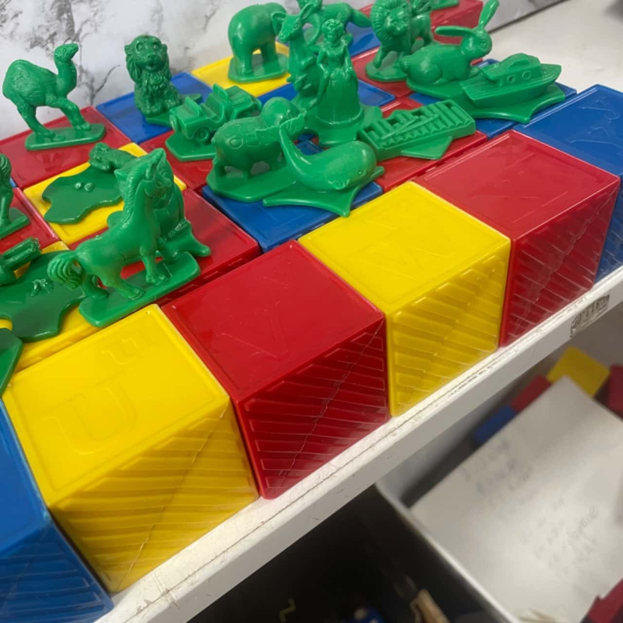 Vintage Tupperware 1971 building blocks and animals