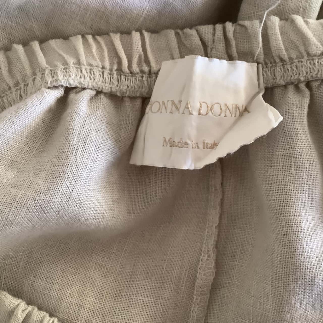 Donna Donna. Very Wide Leg Turkish Style Pant. Size L (s)
