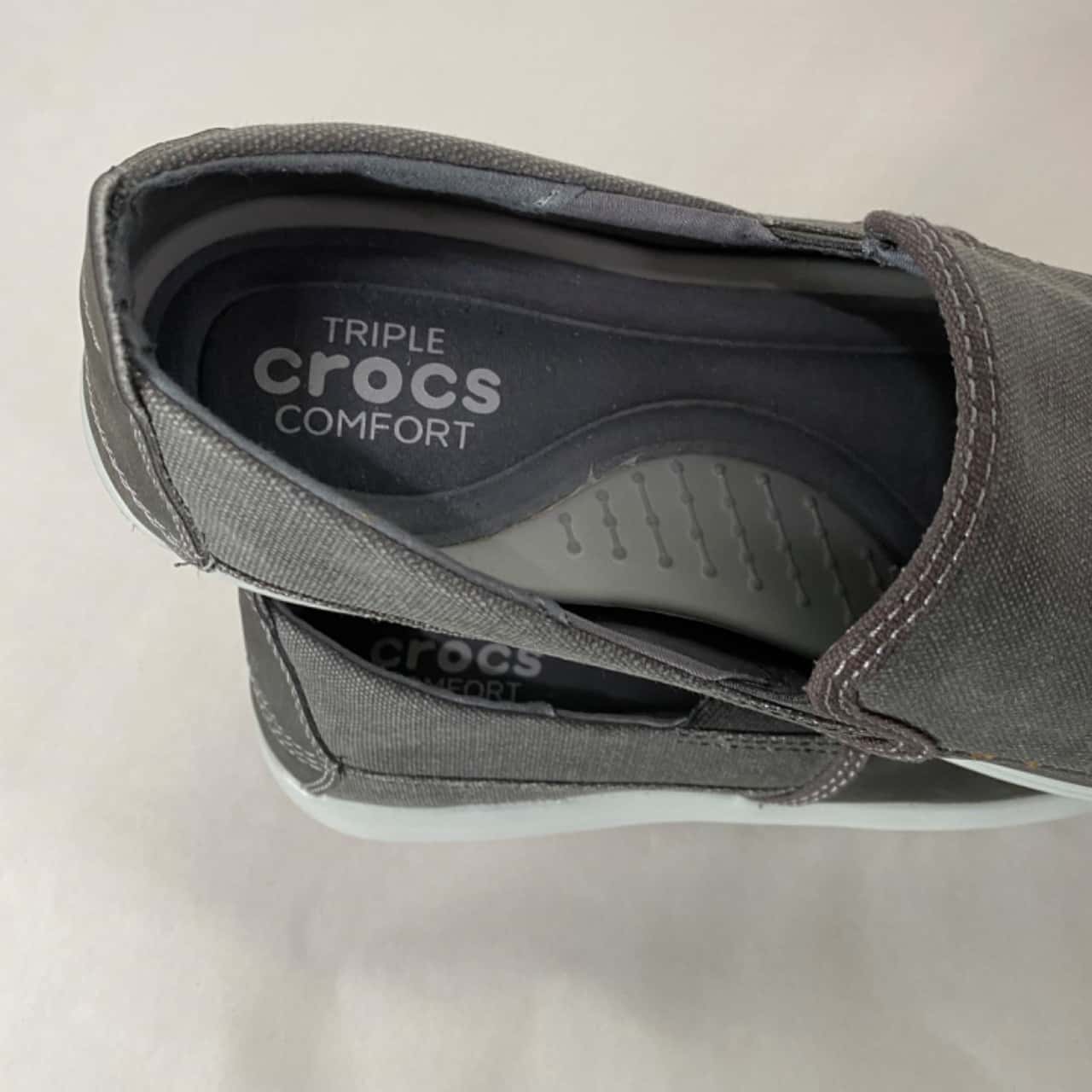 Crocs Mens Size 11 Grey Shoes(s)