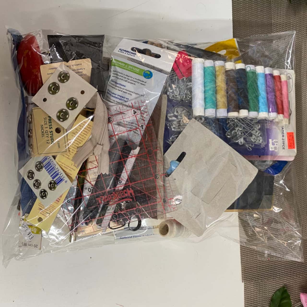 Mixed bag of Sewing bits & pieces(s)